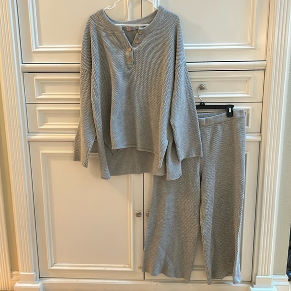 Free People | Pants & Jumpsuits | Free People Beach Hailee Sweater Set ...